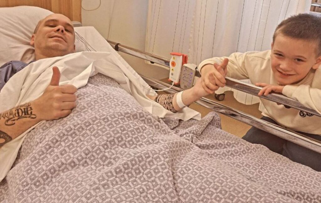 Tussen hoop en afscheid: ingrijpend besluit voor Alex uit Over Mijn ...